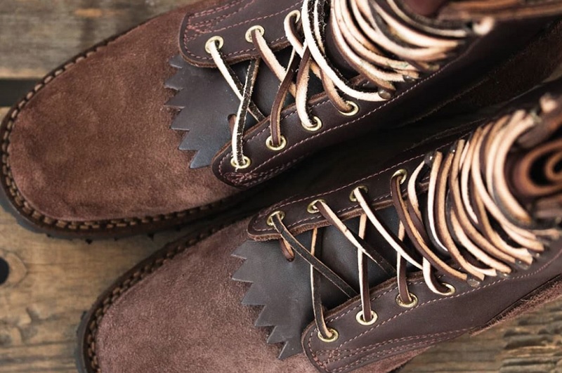 How To Put A Kiltie On A Boot